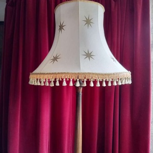 FreelyWheely: Large standard lampshade/frame