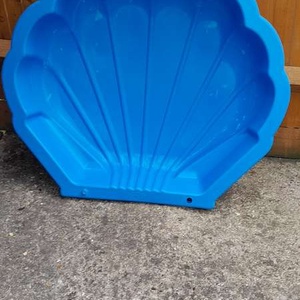 FreelyWheely: Shell sand pit/pool