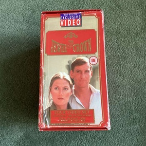FreelyWheely: 4 VHS Boxset: The Jewel in the Crown