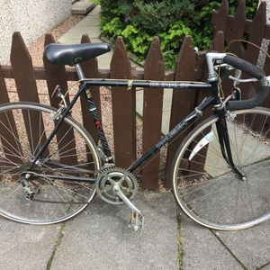 FreelyWheely: 2 x men’s racing bikes