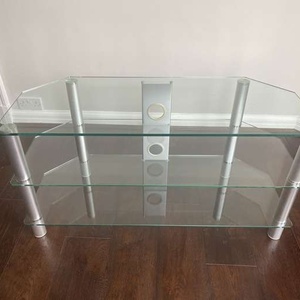 FreelyWheely: Glass TV stand