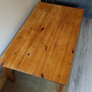 FreelyWheely: Solid Wood Coffee Table
