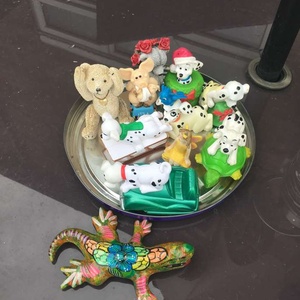 FreelyWheely: Assortment of small toys