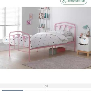 FreelyWheely: Pink princess bed