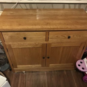 FreelyWheely: Solid oak unit 2 drawers and 2 cupboards