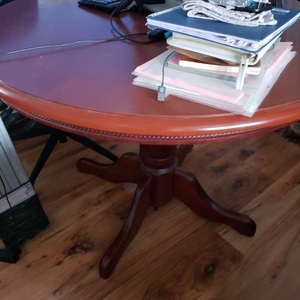 FreelyWheely: Round wood dining table 4 chairs