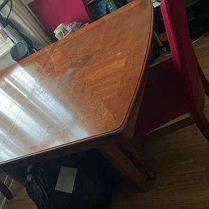 FreelyWheely: Long dining table dark wood