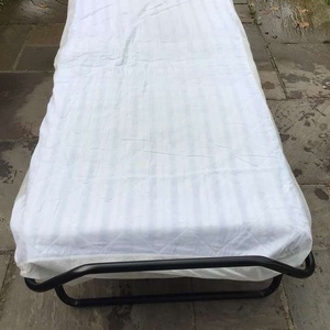 FreelyWheely: Fold up bed