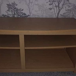 FreelyWheely: TV stand