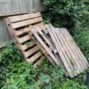 FreelyWheely: Various pallets