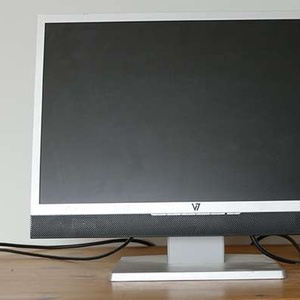 FreelyWheely: Computer Monitor