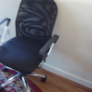 FreelyWheely: Computer chair