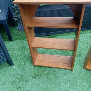 FreelyWheely: Book shelf with open back