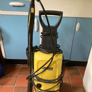 FreelyWheely: Karcher Pressure Washer