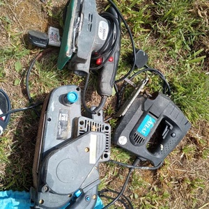 FreelyWheely: DIY 3 x sander power base & atlas jigsaw all working order