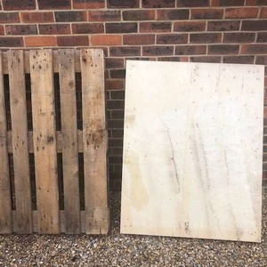 FreelyWheely: Wooden pallets and cable drums