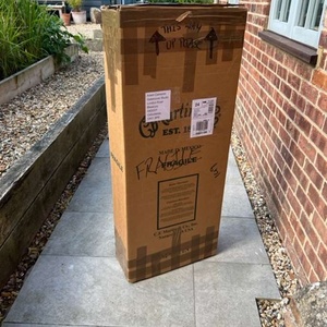 FreelyWheely: Guitar box