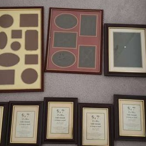 FreelyWheely: Various Wooden Photo Frames