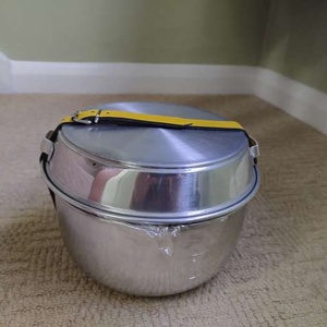 FreelyWheely: Set of Camping Cooking Pans