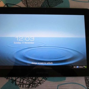 FreelyWheely: Samsung Galaxy Tab GT-P7510 16GB, Wi-Fi, 10.1in - Black