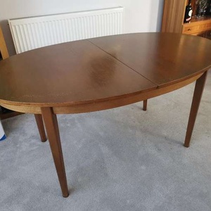 FreelyWheely: Dining table - solid wood