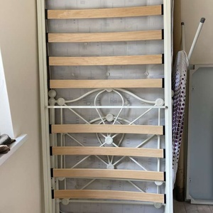 FreelyWheely: Single Bed