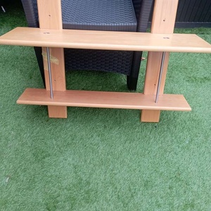 FreelyWheely: Free 2 x shelfing