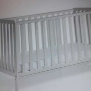 FreelyWheely: John Lewis cot.