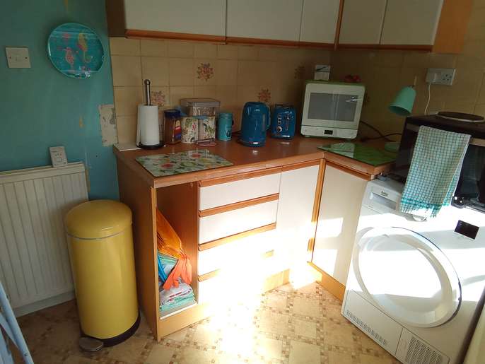 FreelyWheely: Kitchen units