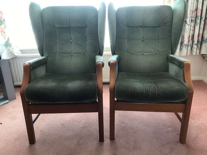 FreelyWheely: 2 chairs