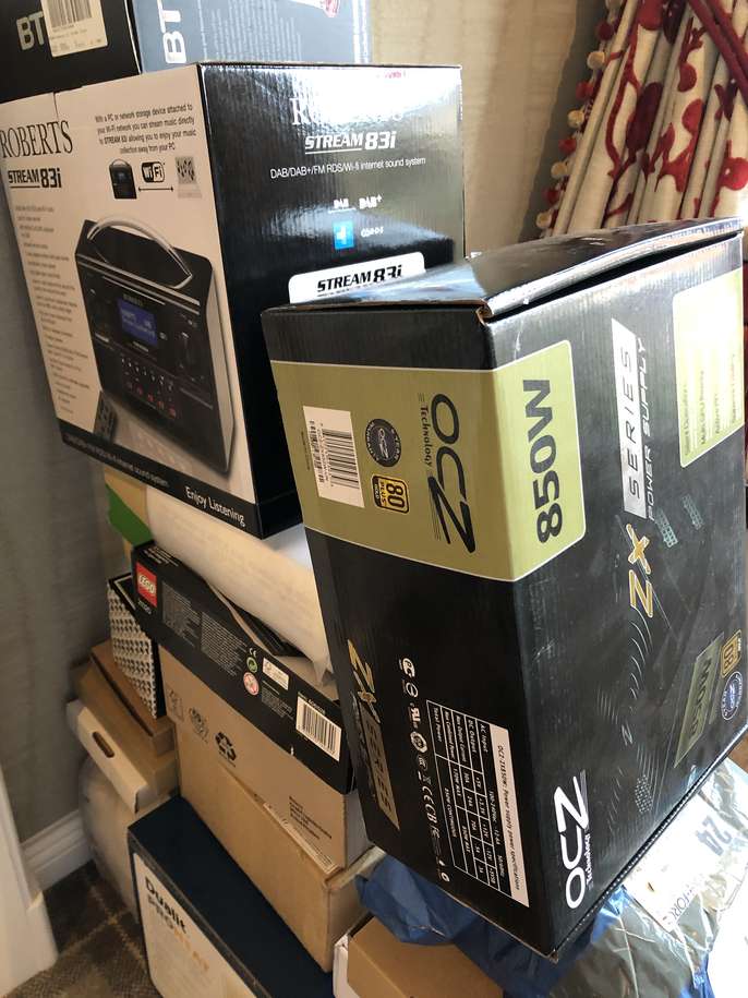 FreelyWheely: All sizes of small to medium cardboard boxes