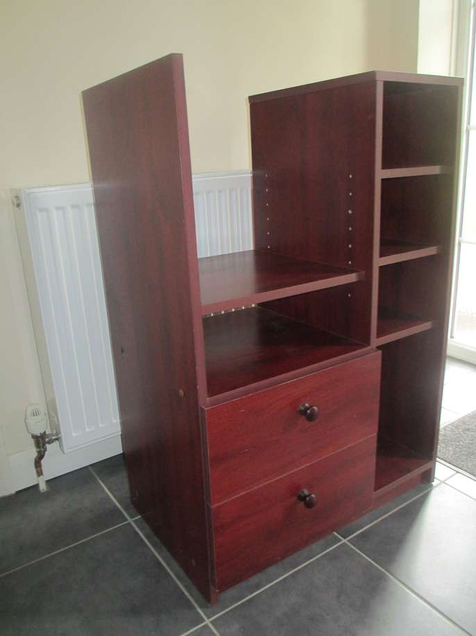 FreelyWheely: Stereo Unit Cabinet