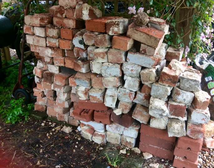 FreelyWheely: Old House Bricks