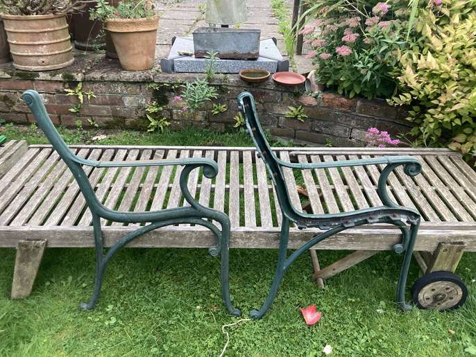 FreelyWheely: Garden Bench Project