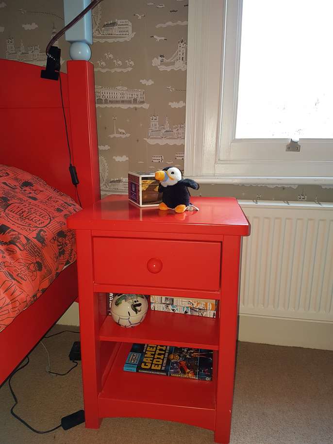 FreelyWheely: 2 Kids' beds and matching side table (separate or bunk)