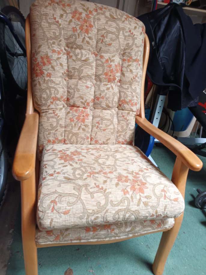 FreelyWheely: Ercol style high back chair