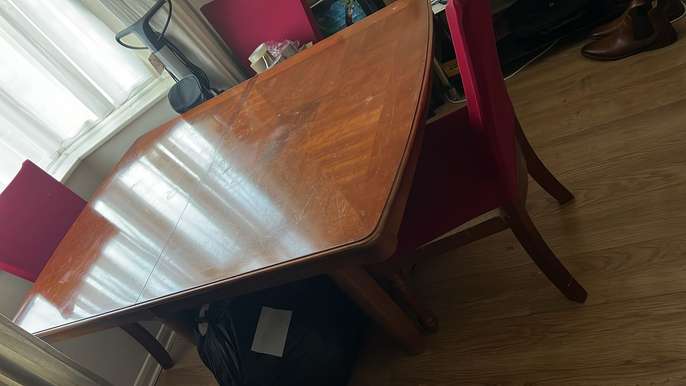 FreelyWheely: Long dining table dark wood