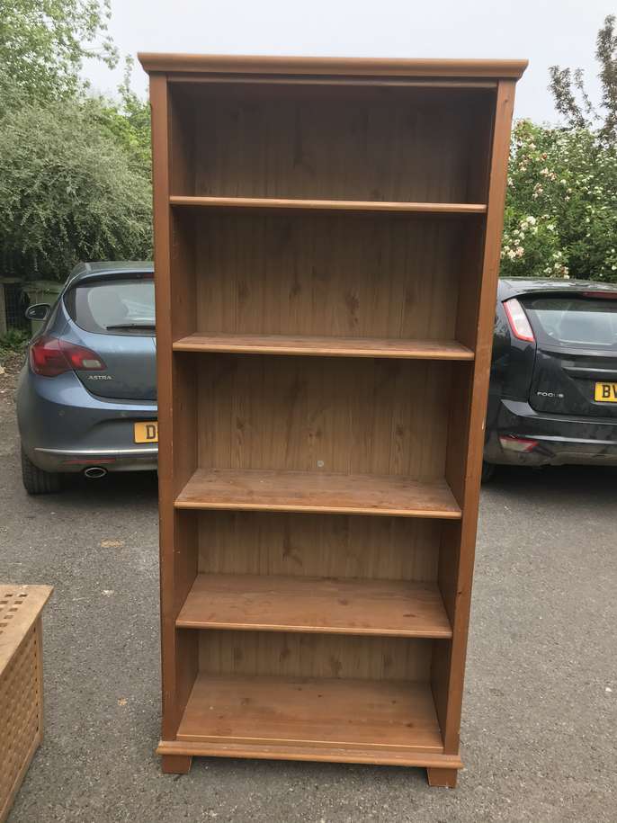 FreelyWheely: Large book case