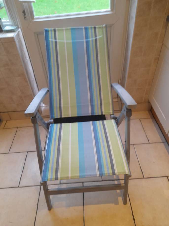 FreelyWheely: Chairs