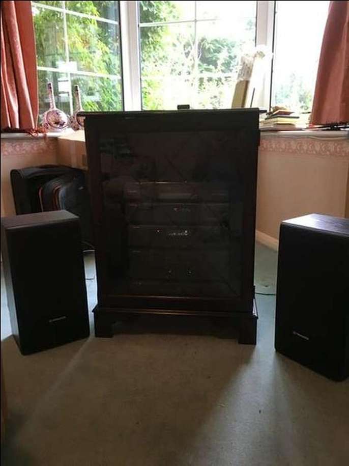 FreelyWheely: Pioneer stereo stack system in cabinet