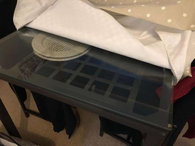 FreelyWheely: Dining room table