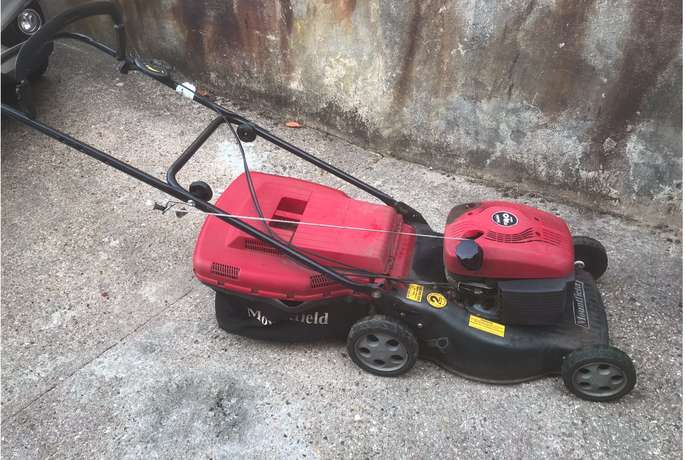 FreelyWheely: Mountfield HP474