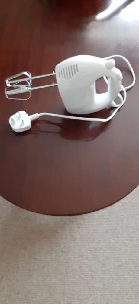 FreelyWheely: Argos Hand Held Food Mixer