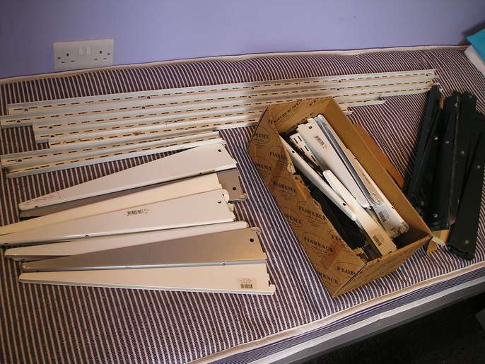 FreelyWheely: Twin Slot shelving System.