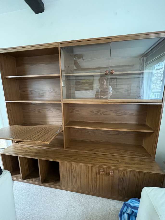 FreelyWheely: Display cabinet