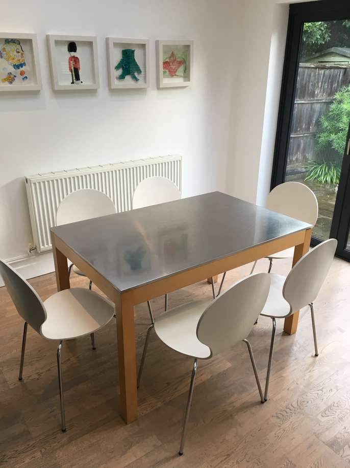 FreelyWheely: Kitchen/dining table. Chairs also available.