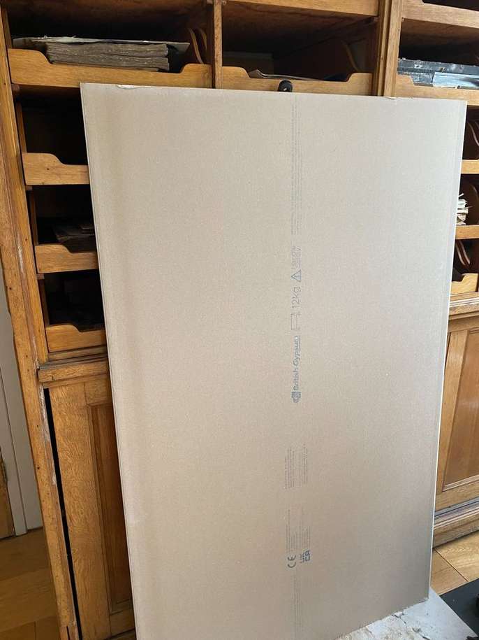 FreelyWheely: 9.5mm thick plasterboard (square edged)