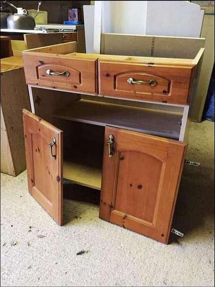 FreelyWheely: Pine fronted kitchen cabinets