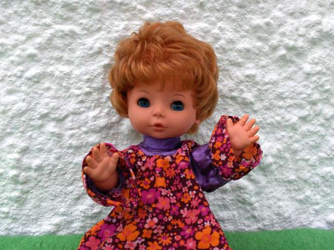 FreelyWheely: Vintage 1970s Doll