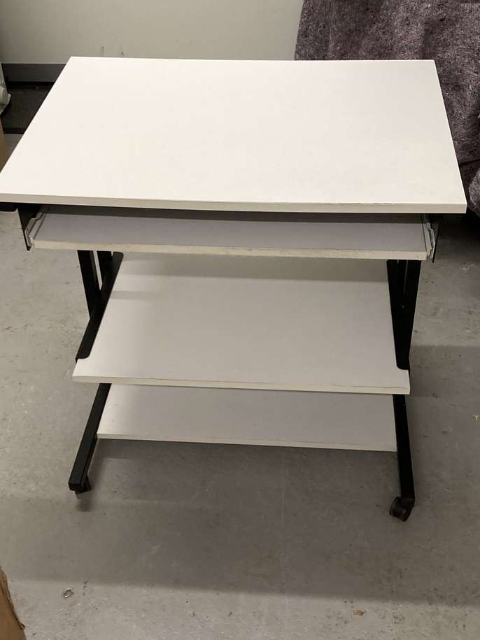 FreelyWheely: Computer desk on wheels with keyboard shelf and two lower ...